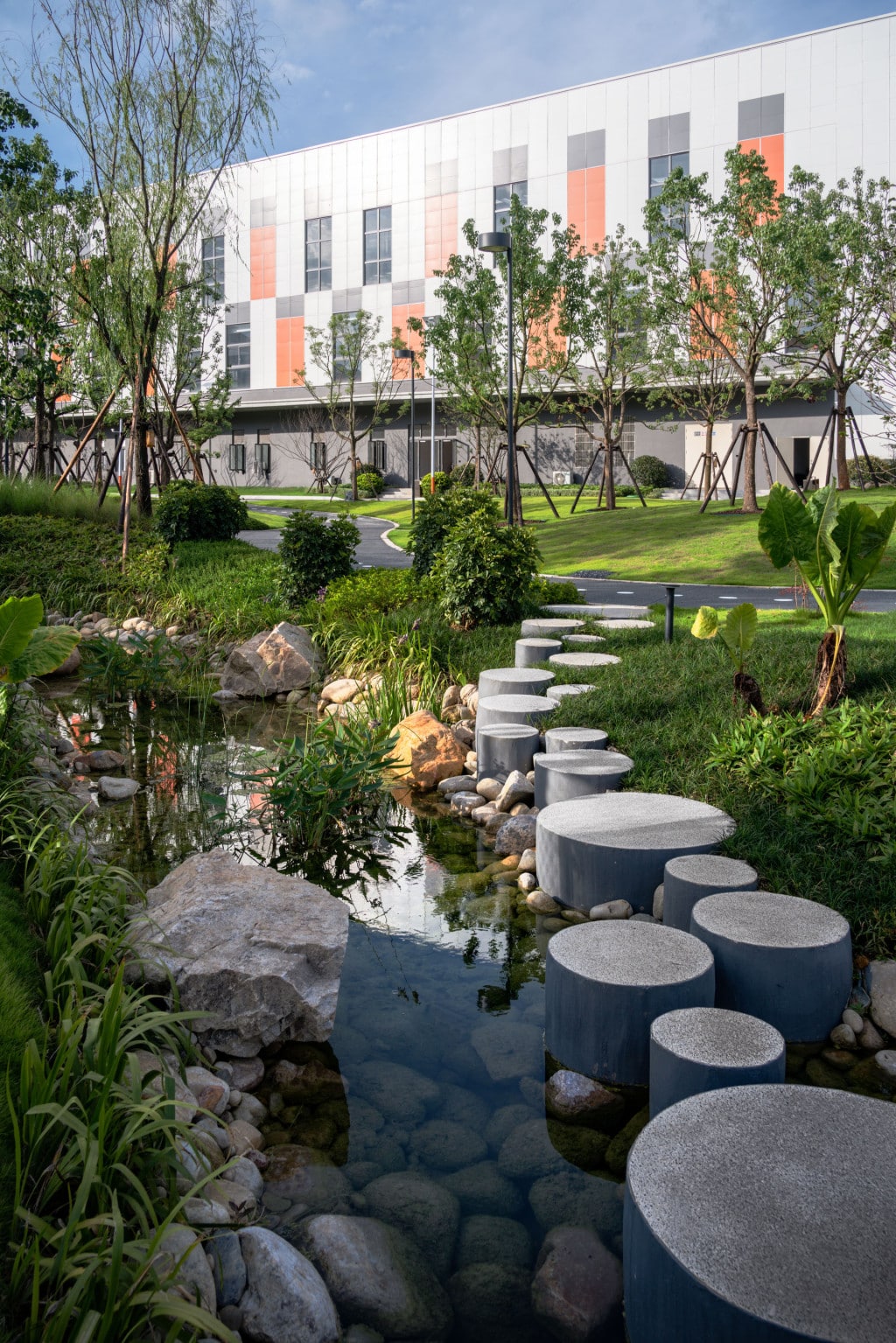 Longking Pro-Environmental Campus | Ballistic Architecture Machine