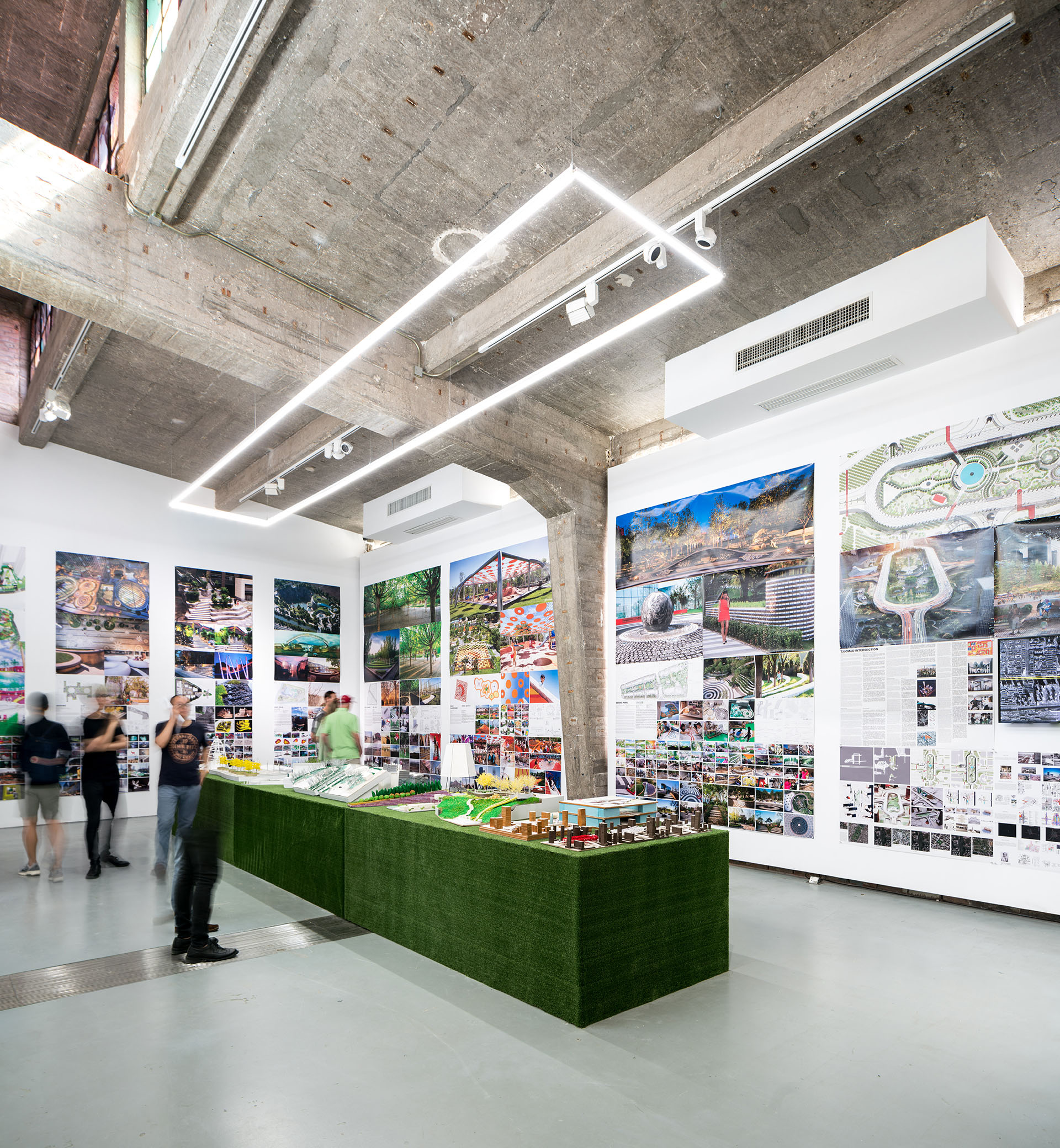 10 Years Of Dumb – BAM Retrospective At Tabula Rasa Gallery